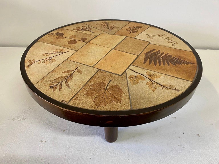 Round French Tiled Coffee Table by Raymonde Leduc, Vallauris at 1stDibs