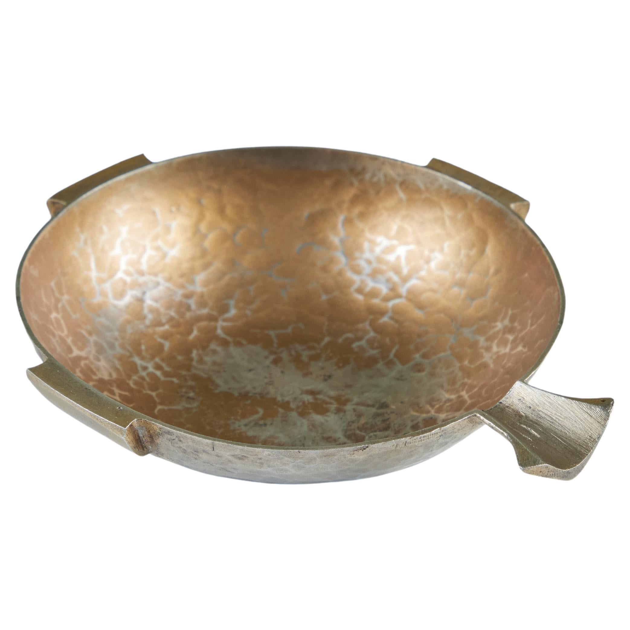 Round Hammered Silver Ashtray For Sale at 1stDibs