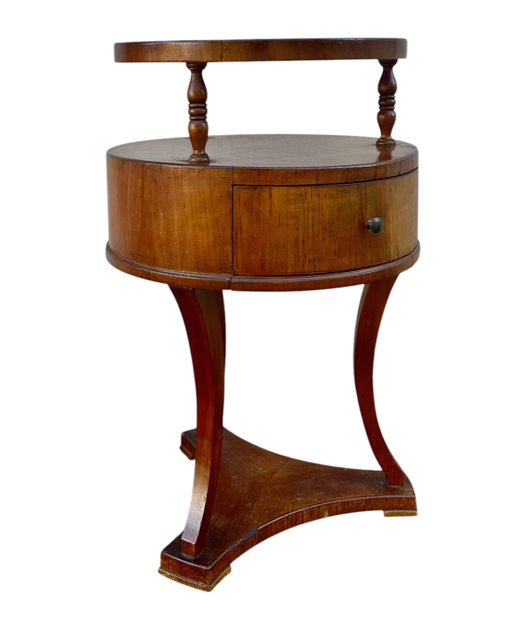 Round Italian End Table With Drawer For Sale at 1stDibs
