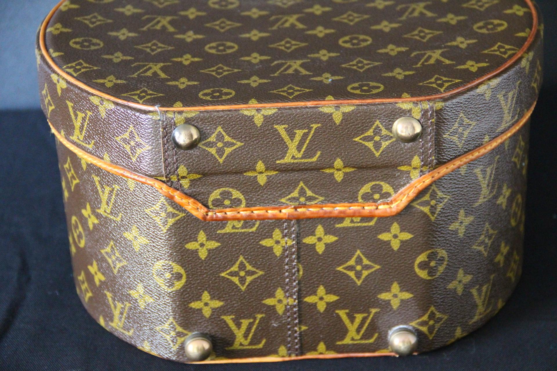 Round Louis Vuitton Hat Trunk 30 cm, Louis Vuitton Hat Box, Louis ...