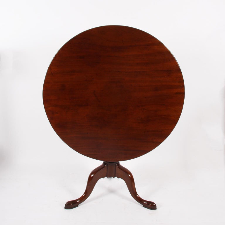 Round Mahogany Dining Table at 1stDibs
