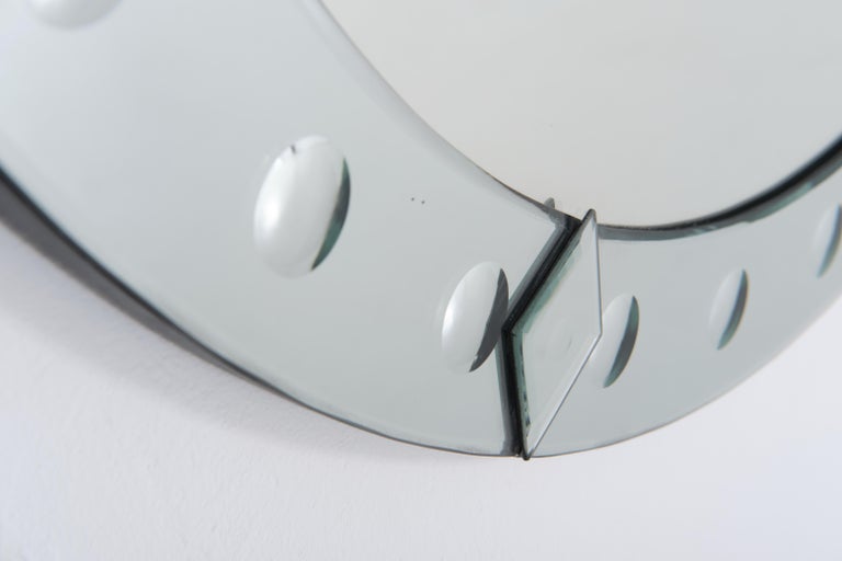 Round Mirror Created by Cristal Art, Italian Design 1960s For Sale at 1stDibs