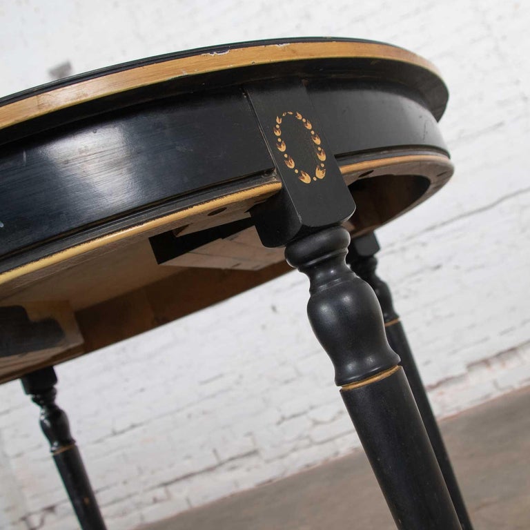 Round Neoclassical Dining Table Center Table Black Age-Distressed ...