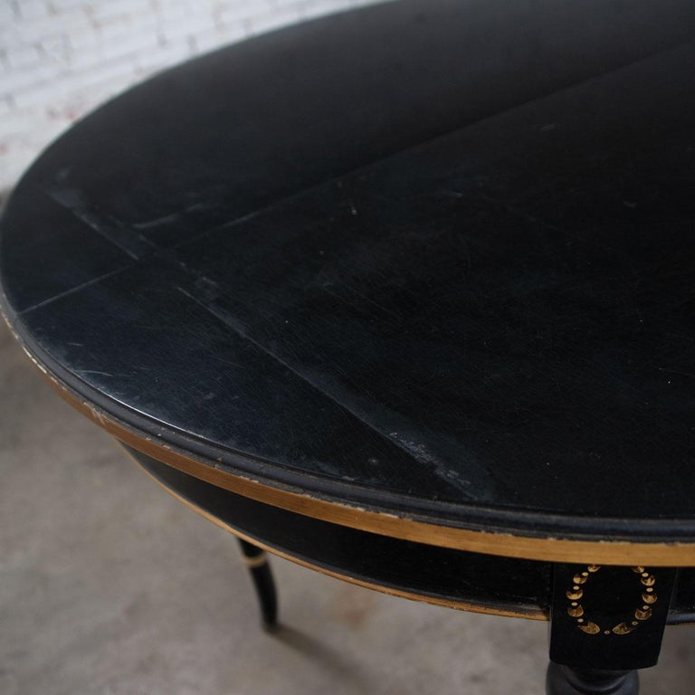 Round Neoclassical Dining Table Center Table Black Age-Distressed ...