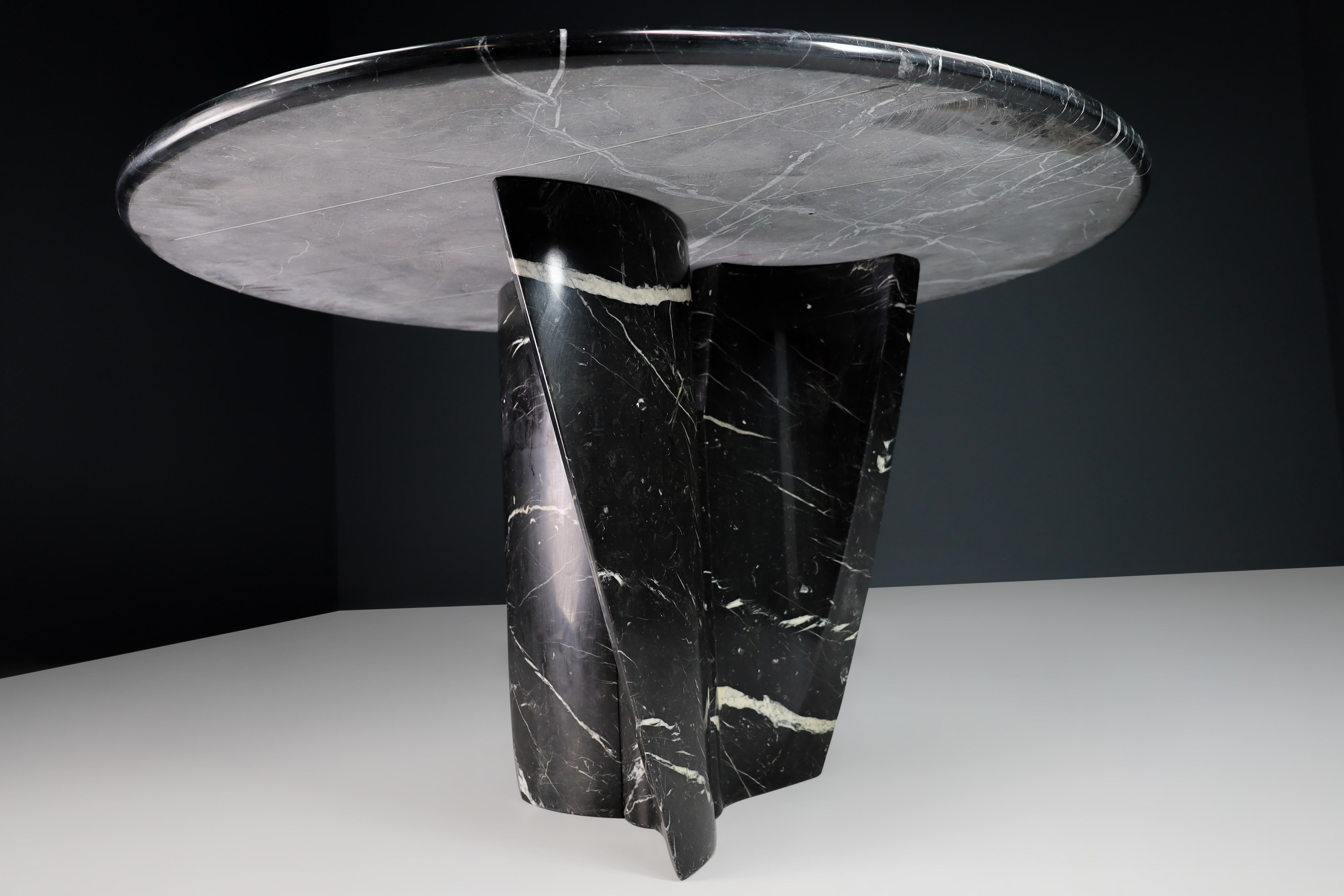 Round Nero Marquina Marble Dining Room or Center Table by Cattelan ...