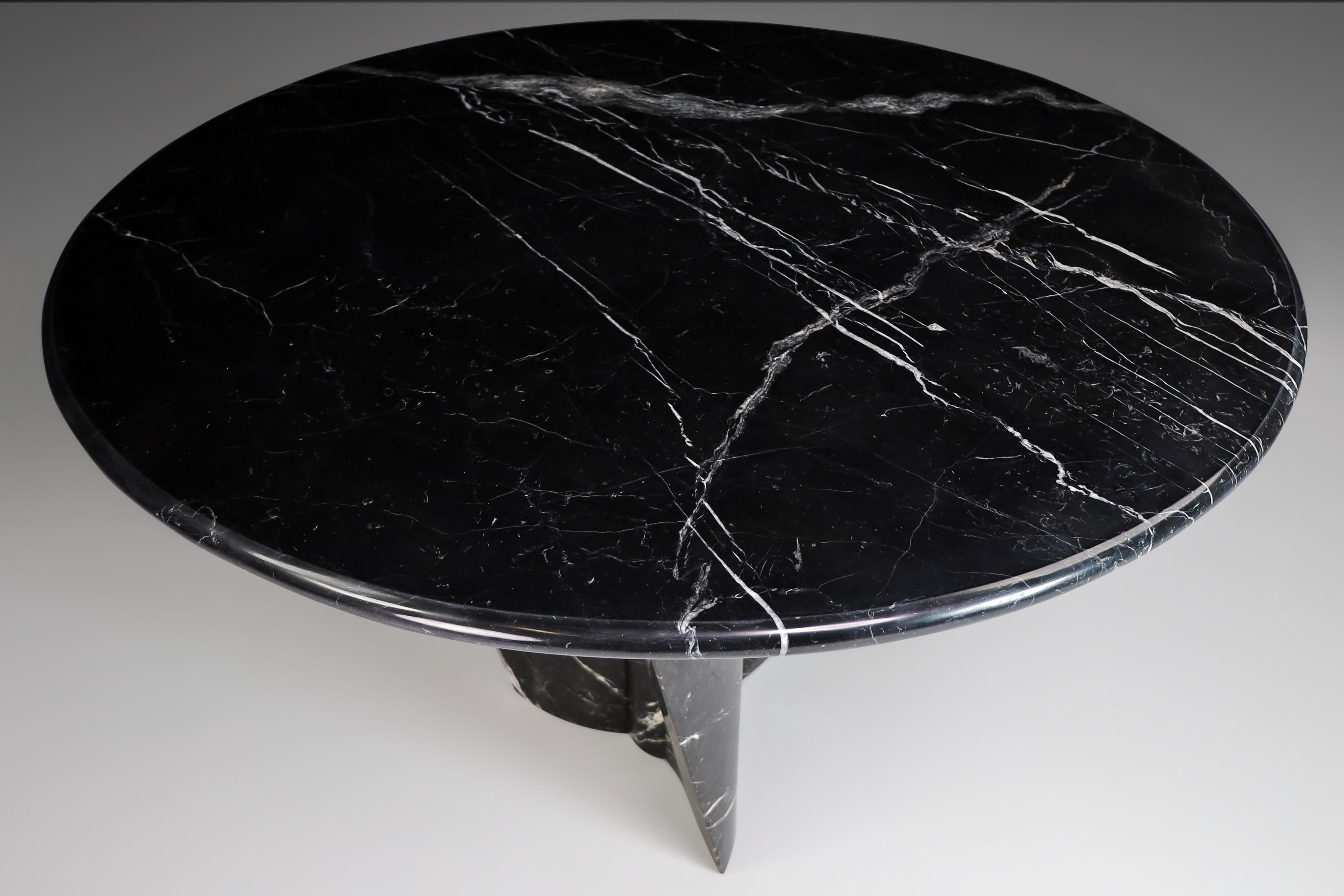Round Nero Marquina Marble Dining Room or Center Table by Cattelan ...