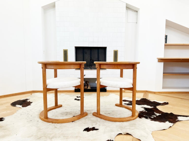 Round Post Modern Brutalist MCM Beech Dining Table + 6 Chairs, 9 Pcs ...