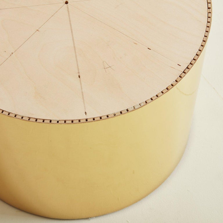 Round Red Onyx Coffee Table with Brass Wrapped Pedestal Base at 1stDibs ...