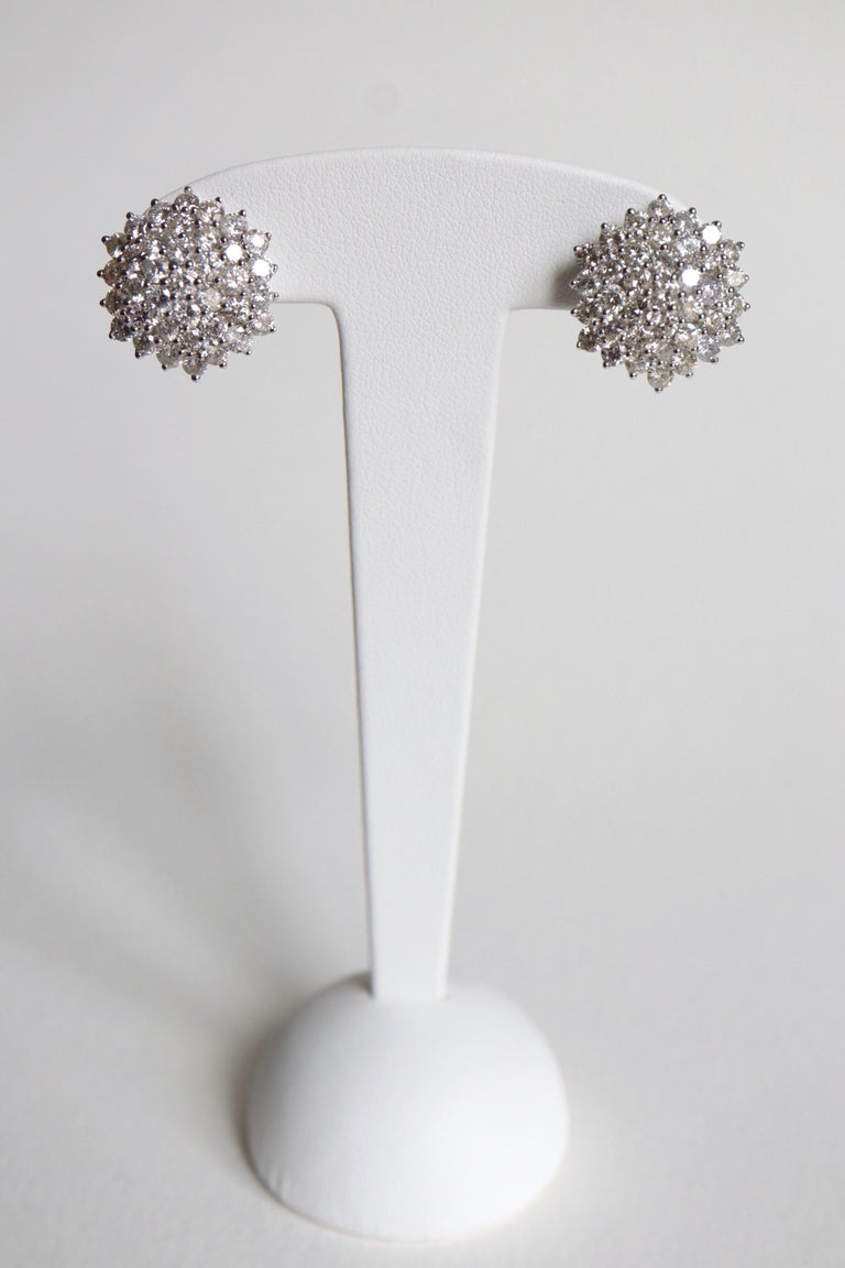 Round Shape Clip Earrings in 18 Carat White Gold with 5.8 Carat of ...