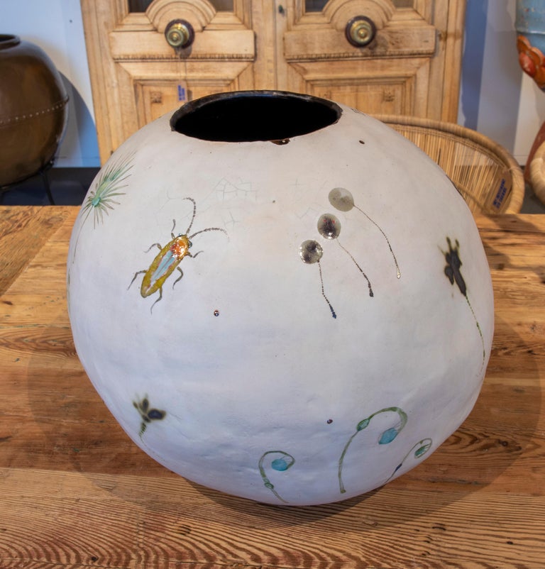 Round-Shaped Vase in Hand Painted Ceramic with Insects For Sale at 1stDibs