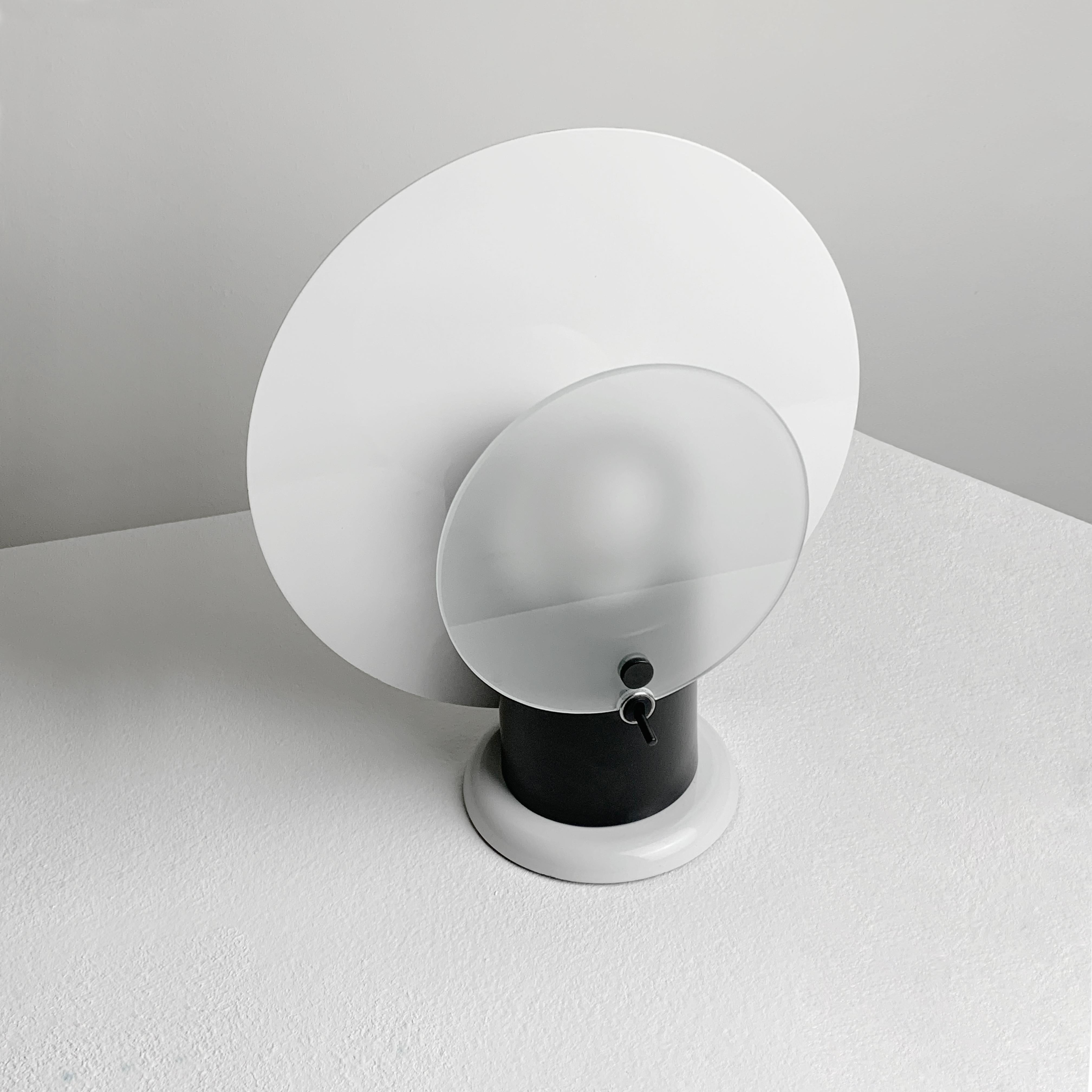 Round Table Lamp by Michele De Lucchi for Bieffeplast, Italy, 1980s For ...