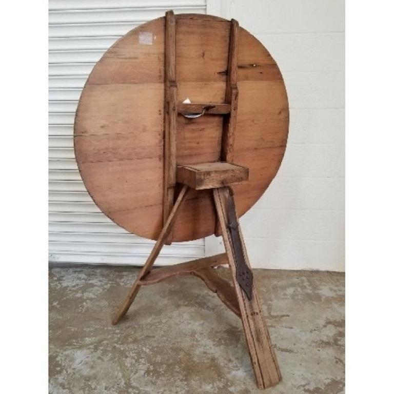 Round Tilt-Top Table with Tripod Base, FR-1083 For Sale at 1stDibs