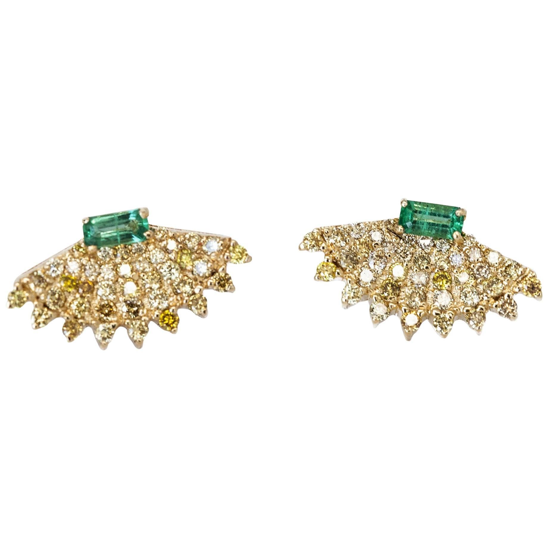 Rounded Fan Earrings with Yellow Diamonds and Emeralds For Sale at 1stDibs