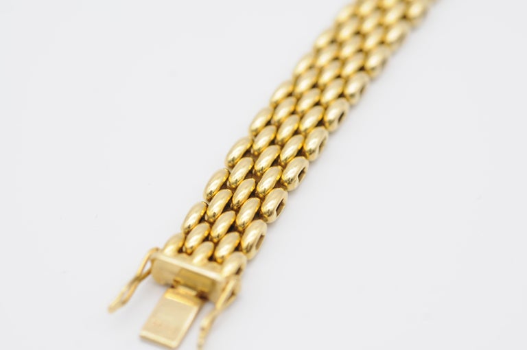 Royal 18k Yellow Gold Bracelet Sapphire, Diamonds For Sale at 1stDibs