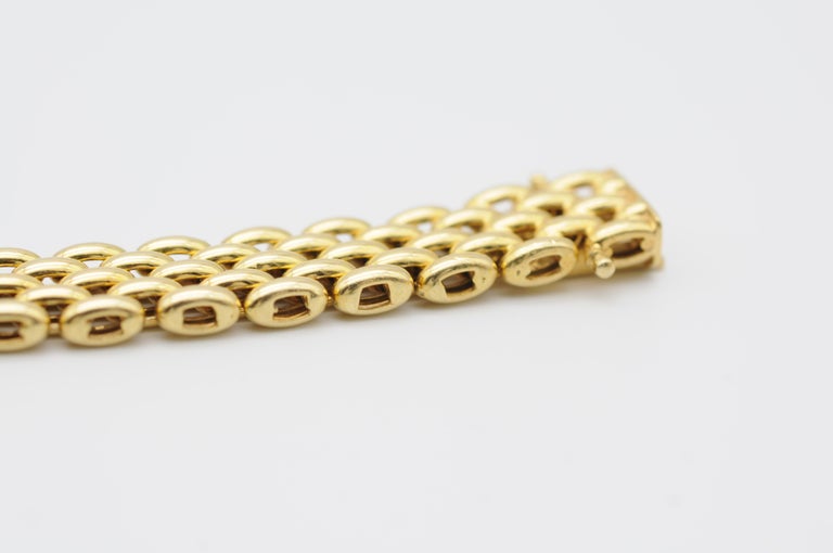 Royal 18k Yellow Gold Bracelet Sapphire, Diamonds For Sale at 1stDibs