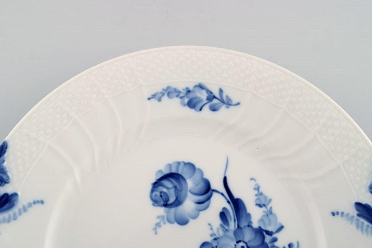 Royal Copenhagen Blue Flower Curved Dish, Dated 1962 For Sale at 1stDibs