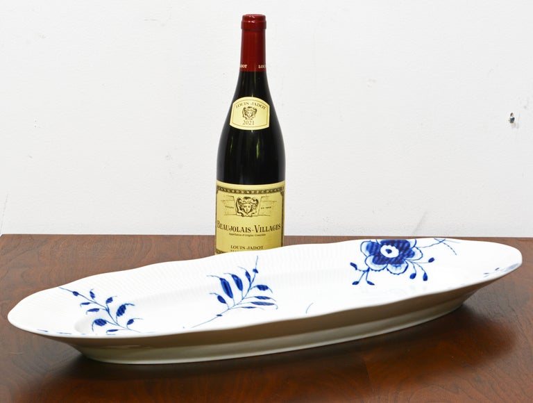 Royal Copenhagen Blue Fluted Mega Oval Fish Platter by Karen Kjælgård ...