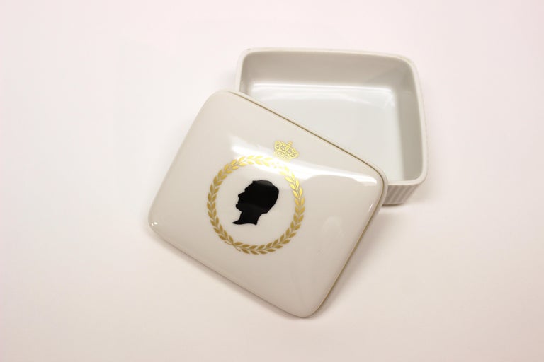 Royal Copenhagen Silhouette Covered Ceramic Box For Sale at 1stDibs