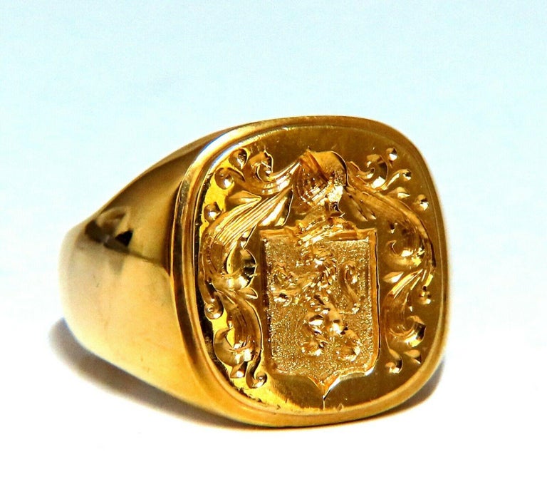 Royal Crest Coat of Arms 14kt Signet Ring at 1stDibs | crest rings ...