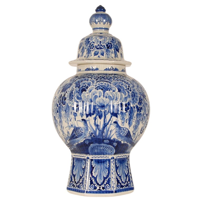 Royal Delfter Balustervase aus Steingut, blau-weiße Vase mit Deckel ...