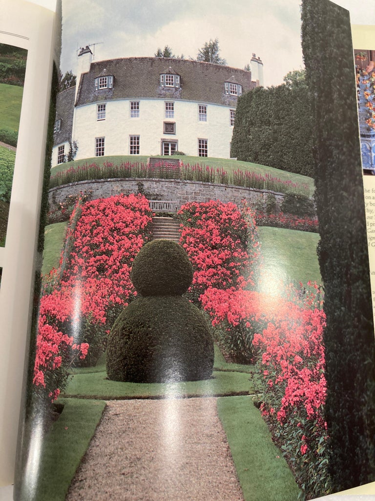 Royal Gardens Roy Strong 1992 Book 1st Edition For Sale at 1stDibs