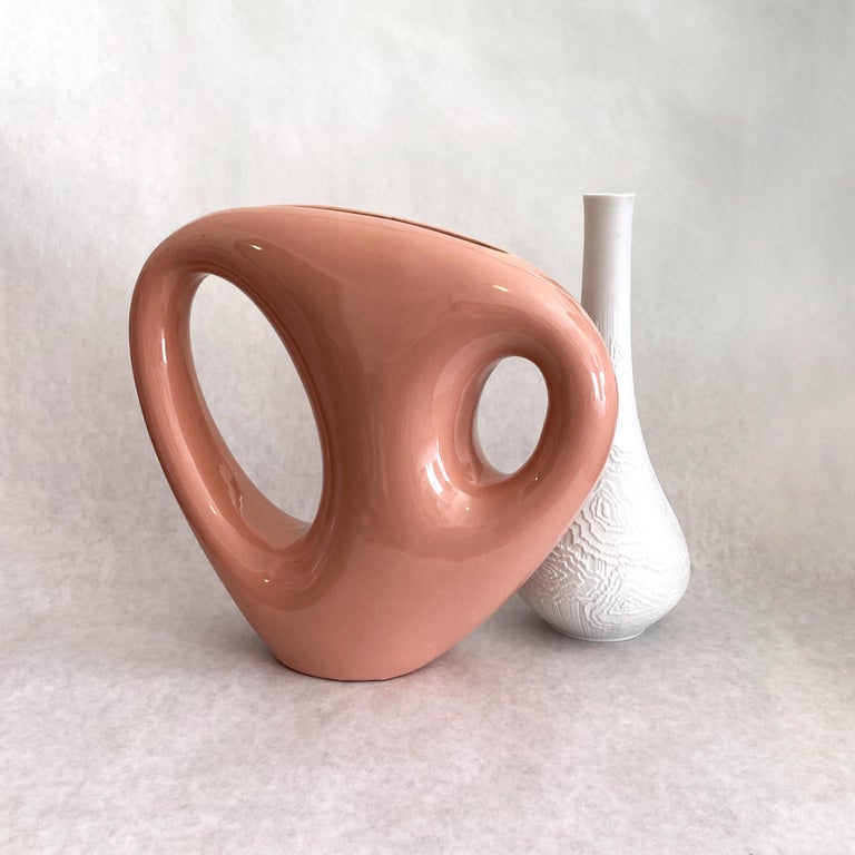 Royal Haeger Blush Pink Abstract Vase For Sale at 1stDibs