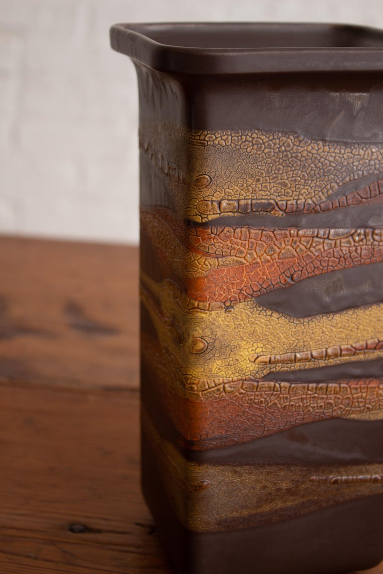 Royal Haeger “Earth Wrap” Geometric Form Vase For Sale at 1stDibs