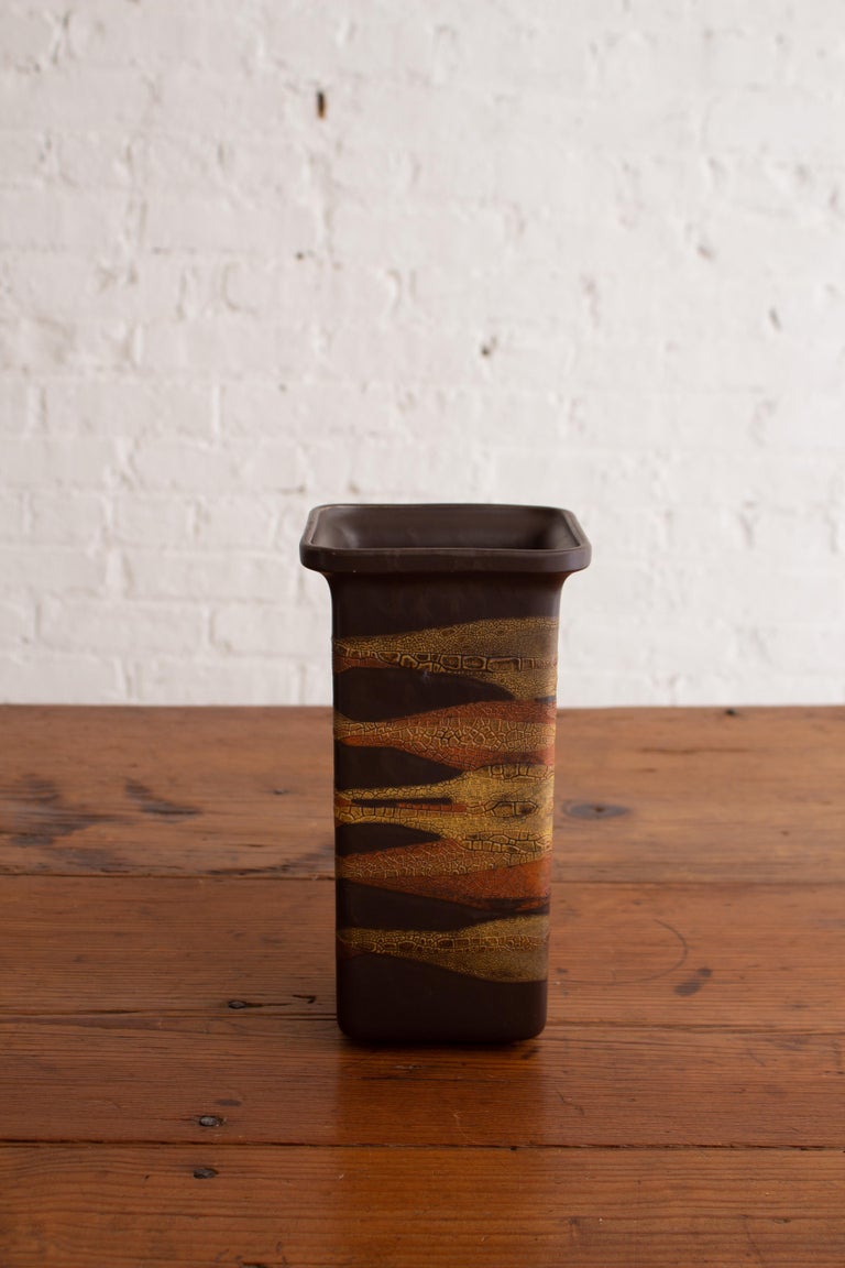 Royal Haeger “Earth Wrap” Geometric Form Vase For Sale at 1stDibs