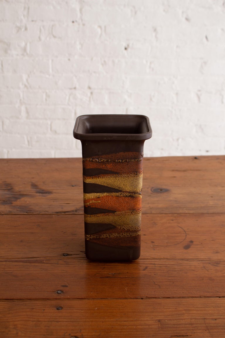 Royal Haeger “Earth Wrap” Geometric Form Vase For Sale at 1stDibs