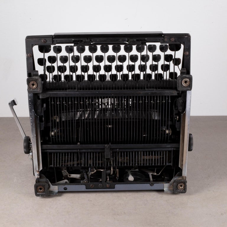 Royal Quiet DeLuxe Two Tone Typewriter and Case, c.1948 For Sale at 1stDibs