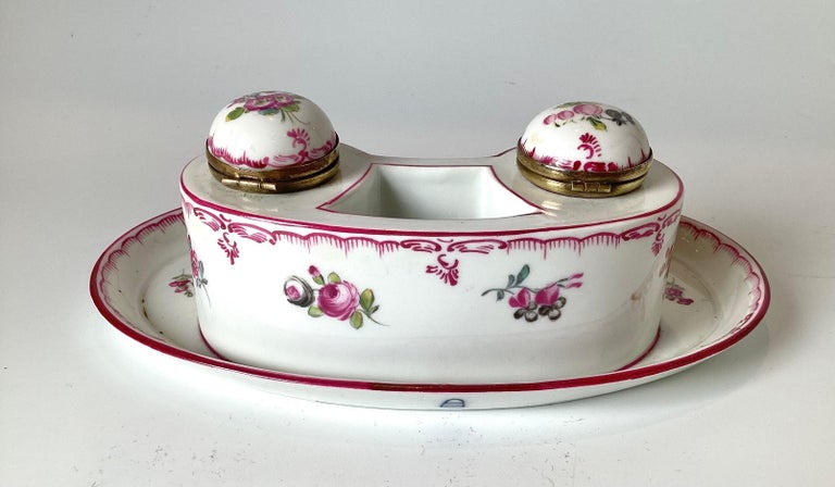 Royal Vienna 19th Century Hand Painted Double Inkwell For Sale at 1stDibs