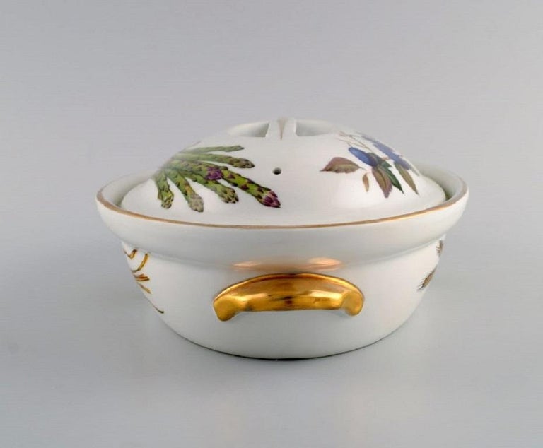 Royal Worcester, England. Evesham lidded dish in porcelain decorated ...