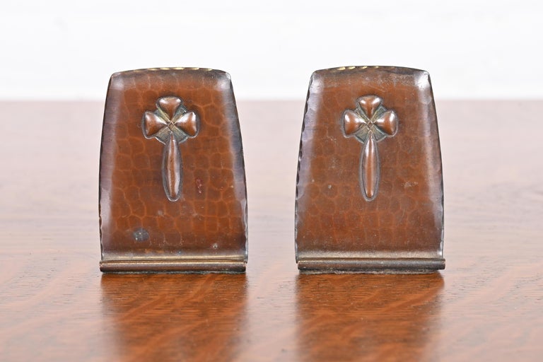 Roycroft Arts and Crafts Hammered Copper Bookends, Pair For Sale at 1stDibs