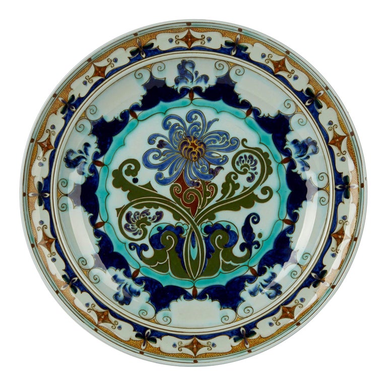 Rozenburg Den Haag Art Nouveau Art Pottery Dish, 1899-1914 at 1stDibs
