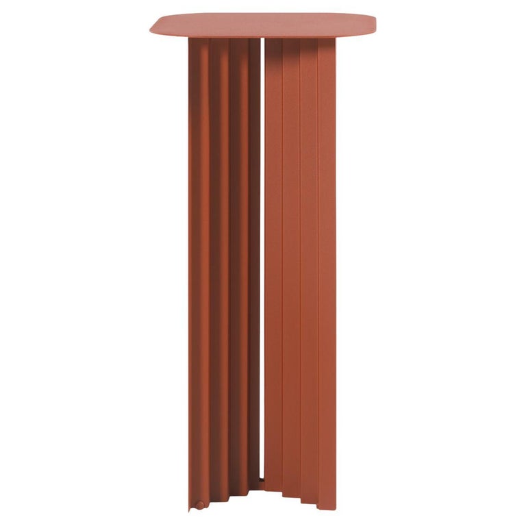RS Barcelona Plec-Stahlsockel, rot im Angebot bei 1stDibs