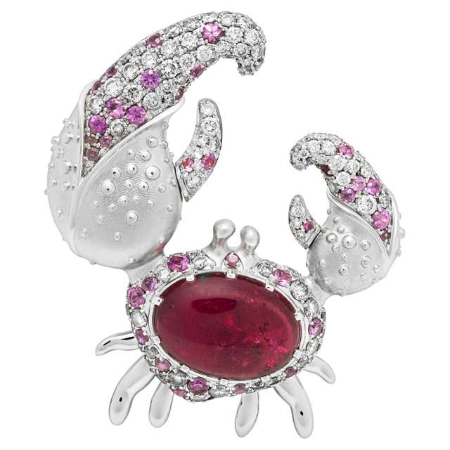 Champagne Diamonds Green Tourmaline 18 Karat Yellow Gold Crab Brooch champagne-diamonds-green-tourmaline-18-karat-yellow-gold-crab-brooch