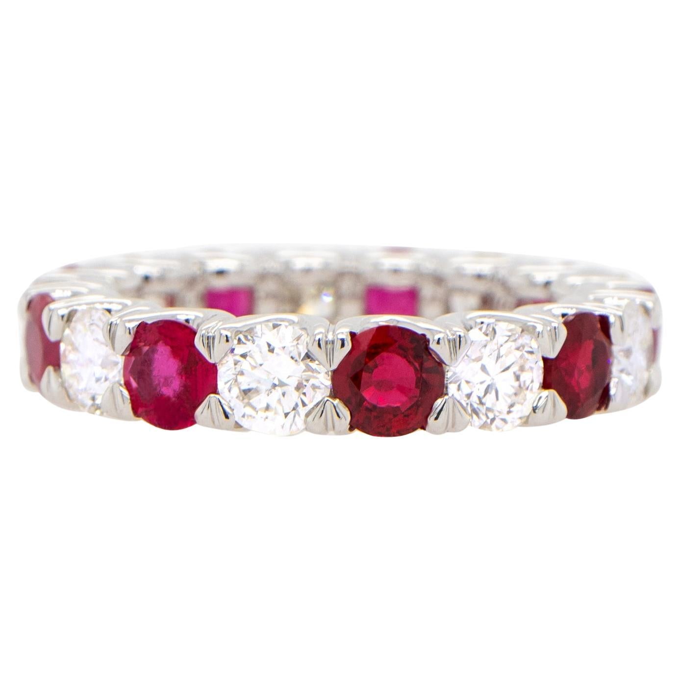 Rubies and Diamonds Eternity Band Ring 4.89 Carats 18K Gold For Sale at 1stDibs