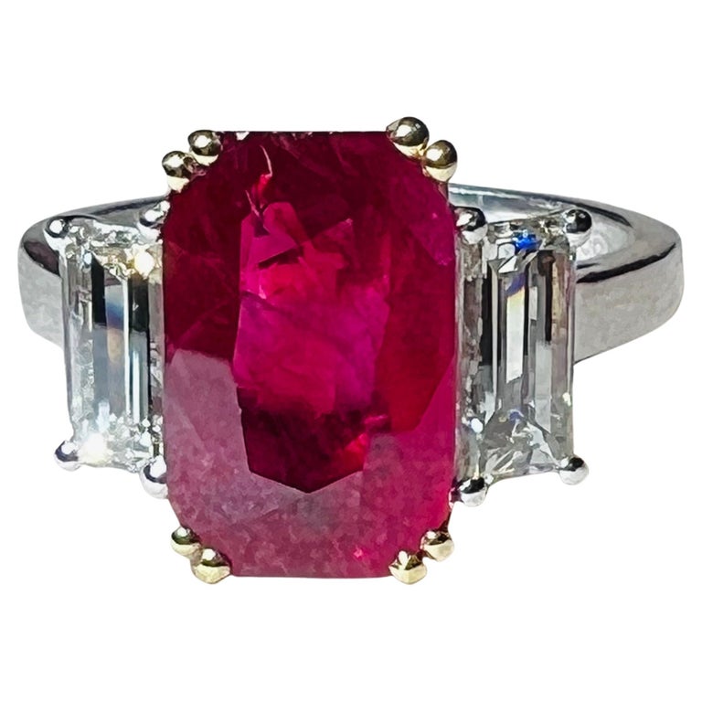 Ruby : 4,07 Carat and Two Diamonds : 1,19 Carat Engagement Ring For ...