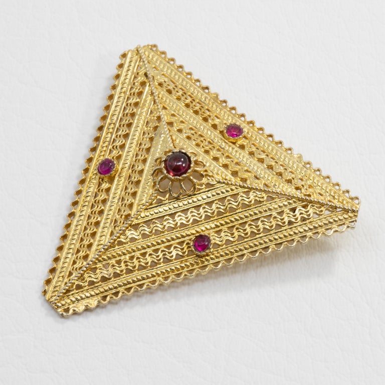 Ruby and Amethyst Triangular Floral Brooch Pin in Gold, Early 1900s For ...