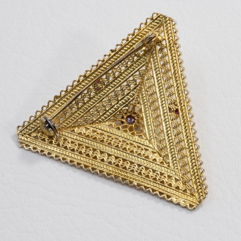 Ruby and Amethyst Triangular Floral Brooch Pin in Gold, Early 1900s For ...