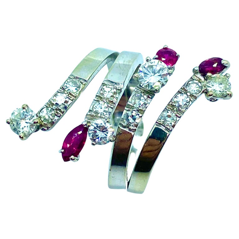 Ruby and Diamonds Design Snake Ring For Sale at 1stDibs