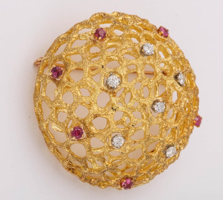 Ruby Diamond and Gold Brooch For Sale at 1stDibs