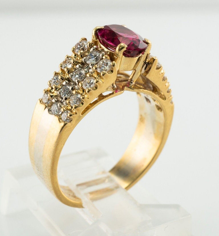 Ruby Diamond Band Ring 18K Gold Vintage For Sale at 1stDibs