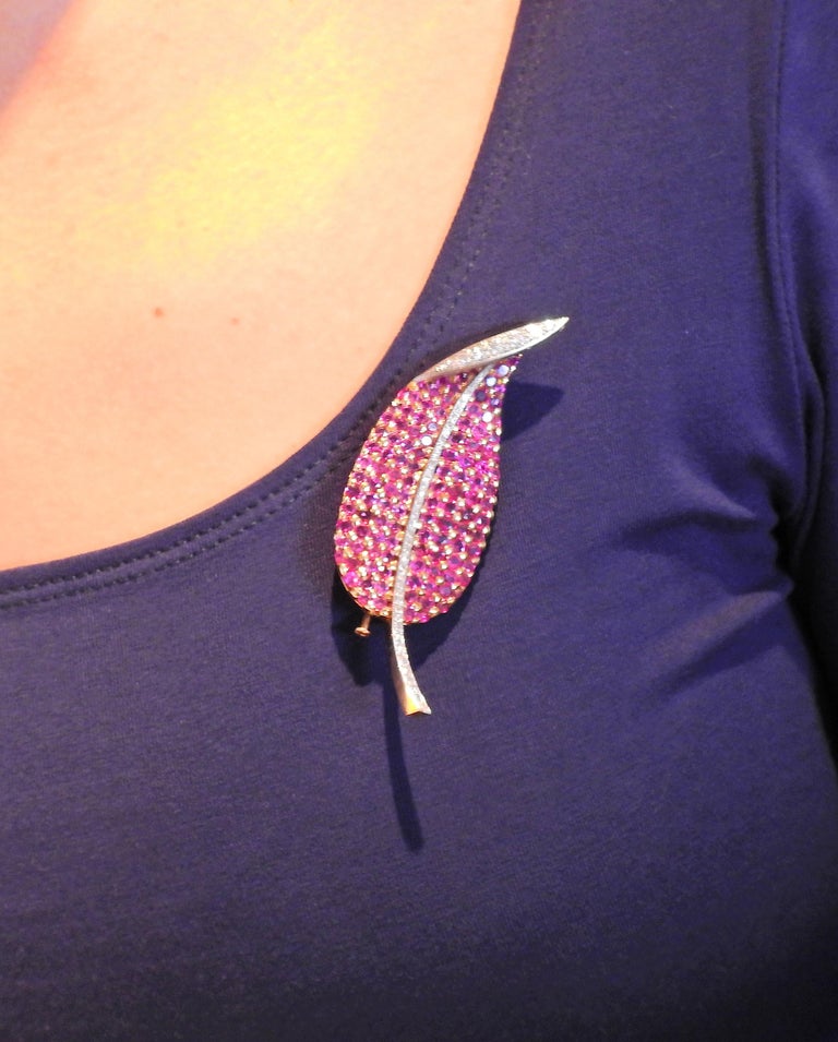 Ruby Diamond Gold Leaf Brooch Pin For Sale at 1stDibs