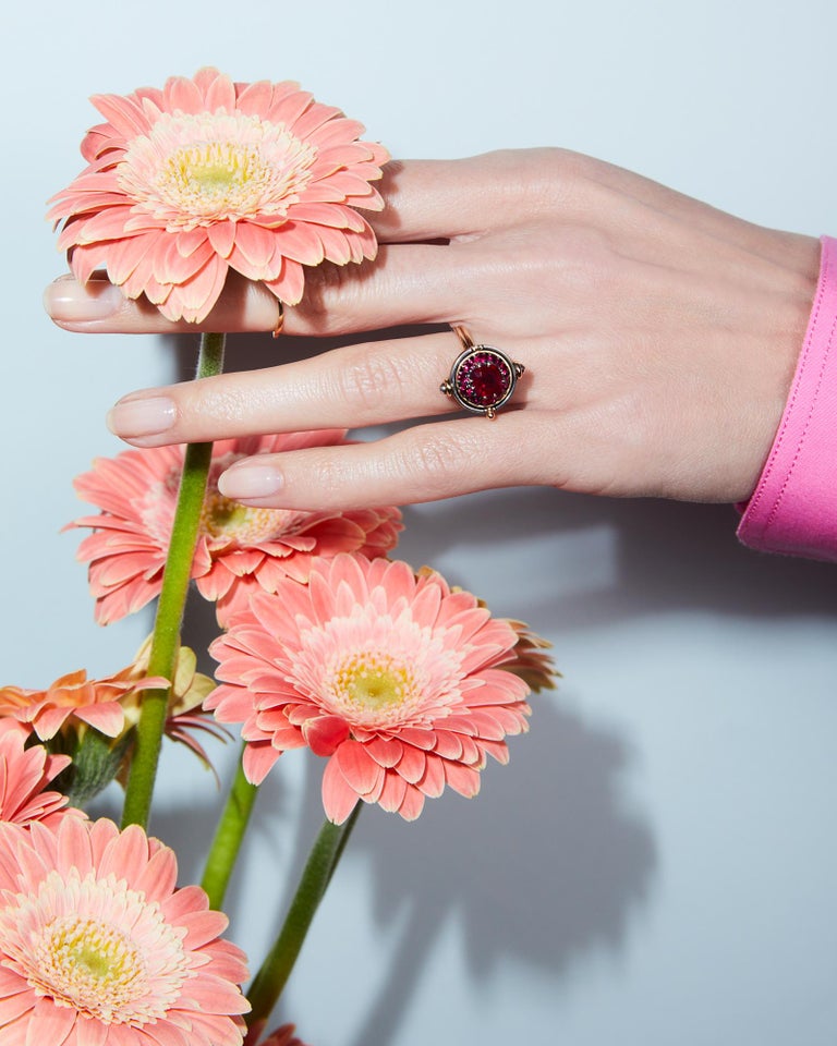 Ruby Diamonds Spehre Ring in 18k yellow gold by Elie Top For Sale at ...