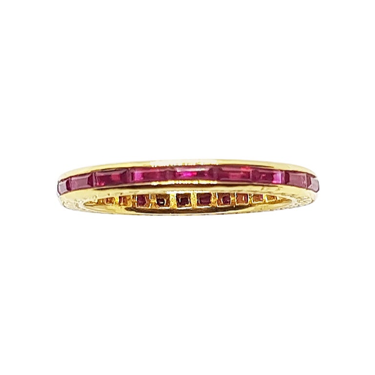 Ruby Eternity Ring Set in 18 Karat Gold Settings For Sale at 1stDibs