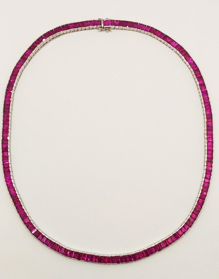 Ruby Necklace Set in 18 Karat White Gold Settings For Sale at 1stDibs