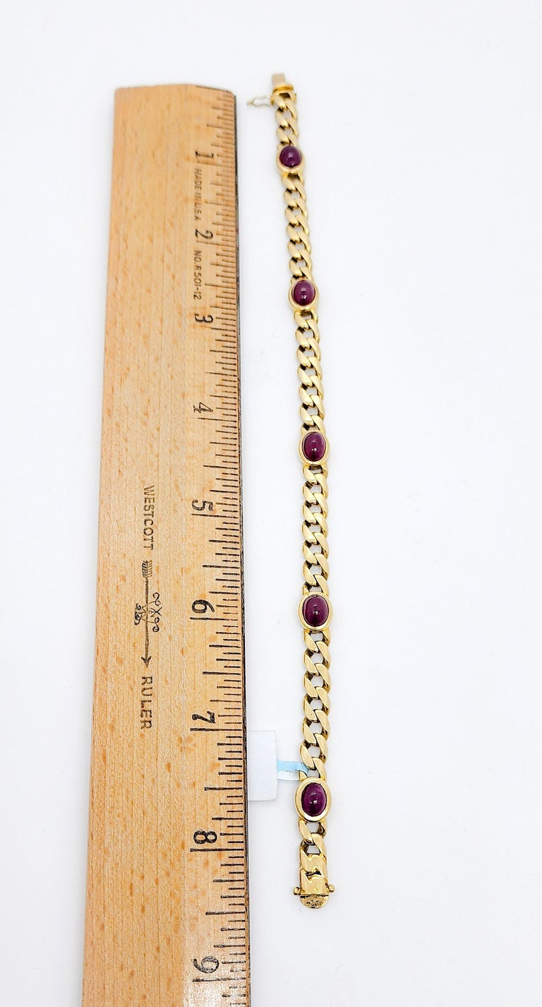 Ruby Oval Cabochon Bracelet in 18k Yellow Gold For Sale at 1stDibs