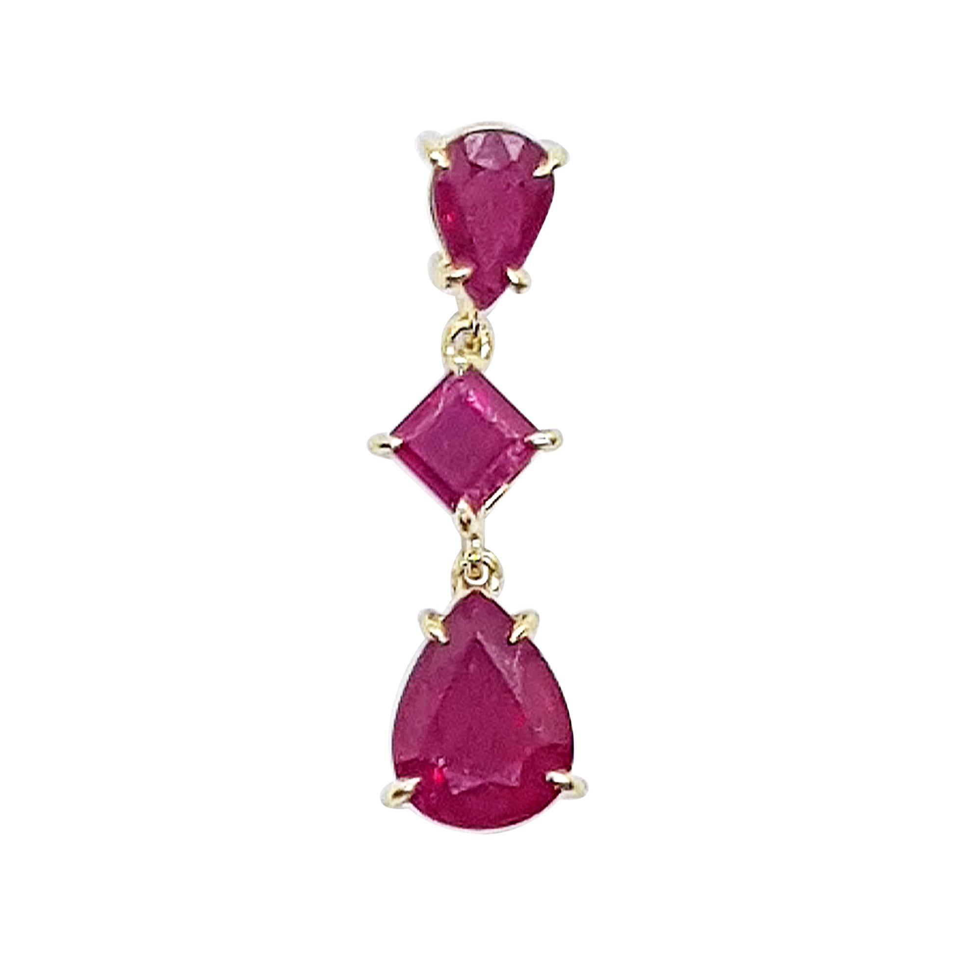 Ruby Cross Pendant Set in 18 Karat Gold Settings For Sale at 1stDibs