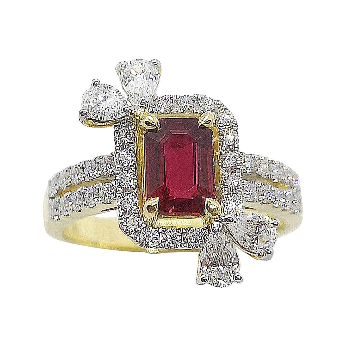 Ruby with Diamond Ring Set in 18 Karat Gold Settings For Sale at 1stDibs